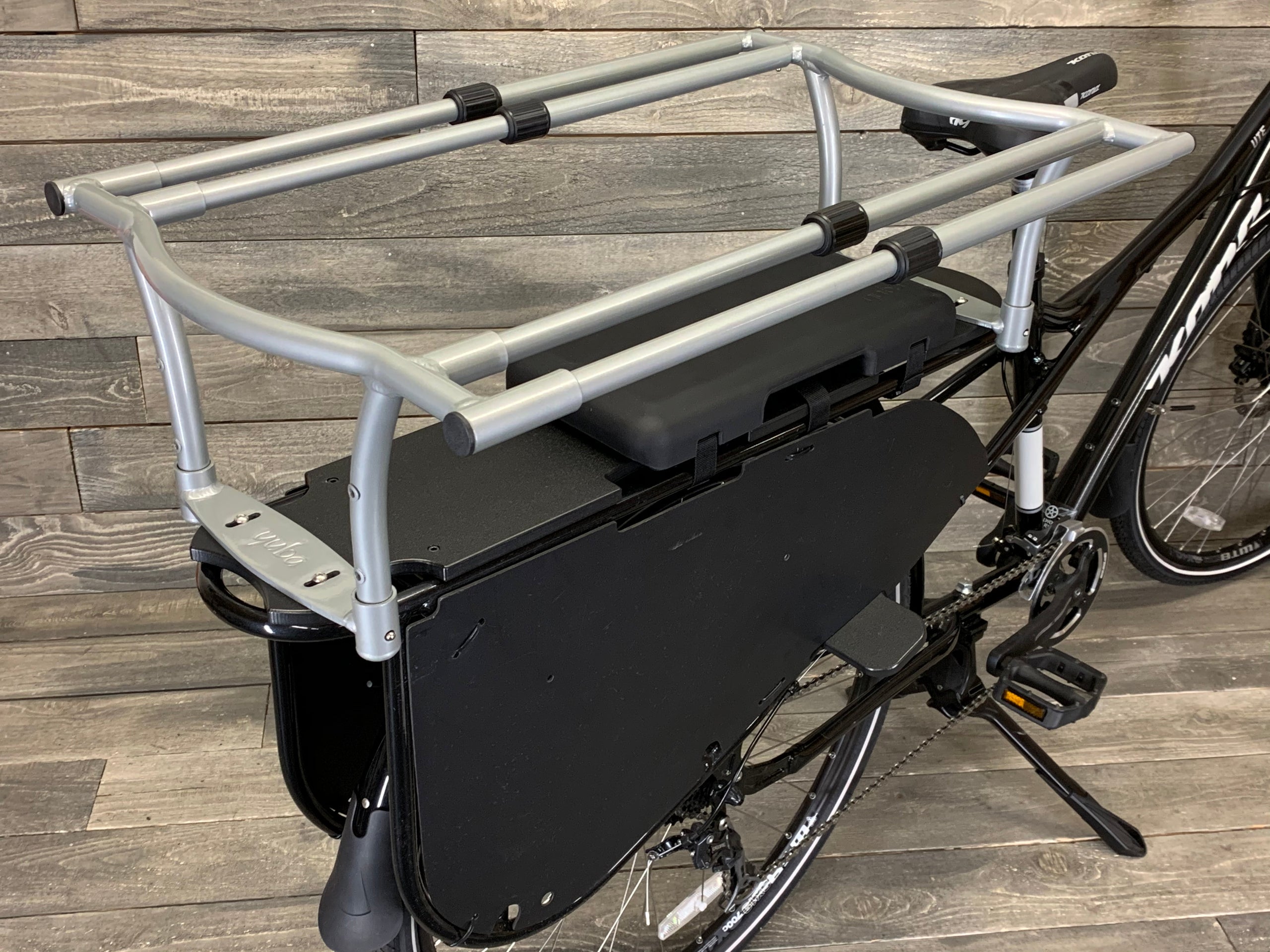 Monkey Bar kit for the Ute, 2010+ | Kits for Kids and Cargo